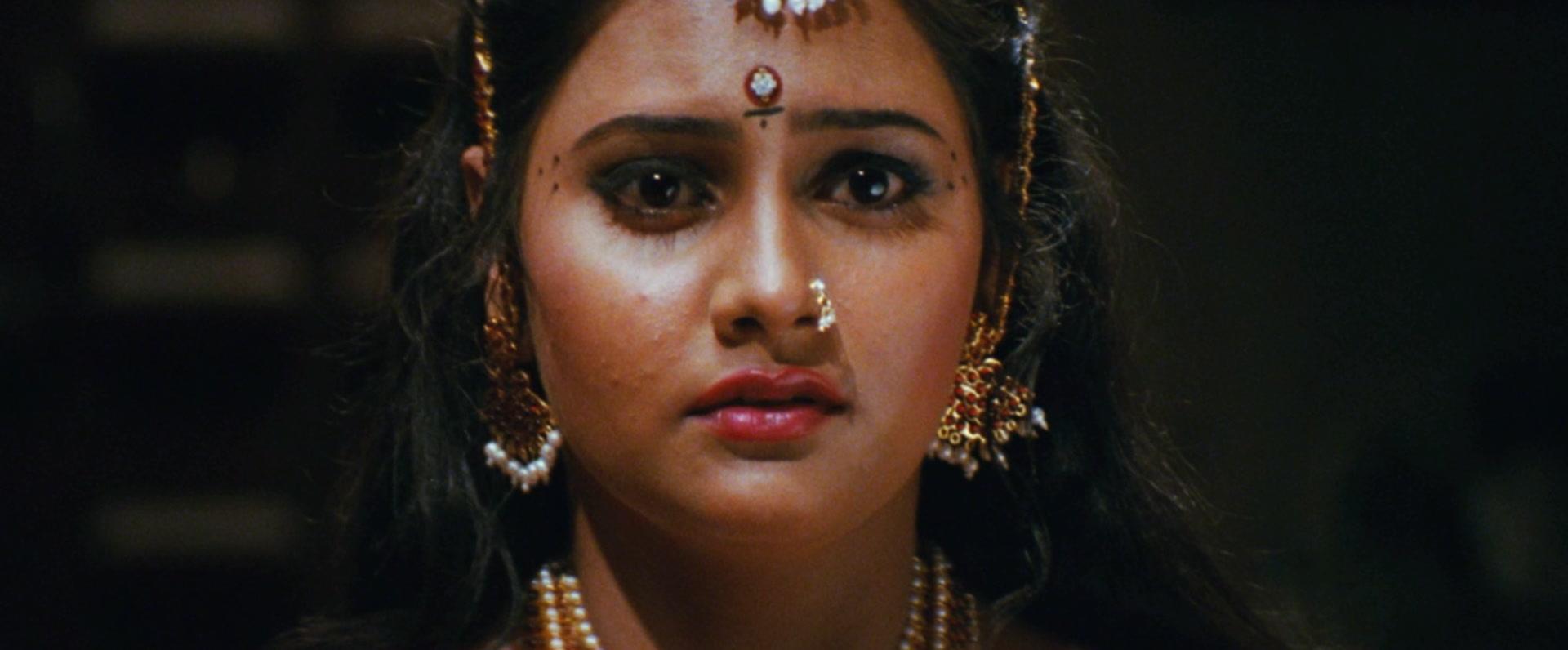 Yethanayo Kadha Undu (From "Aval Peyar Tamilarasi") - Vijay Antony - 高清MV - 网易云音乐