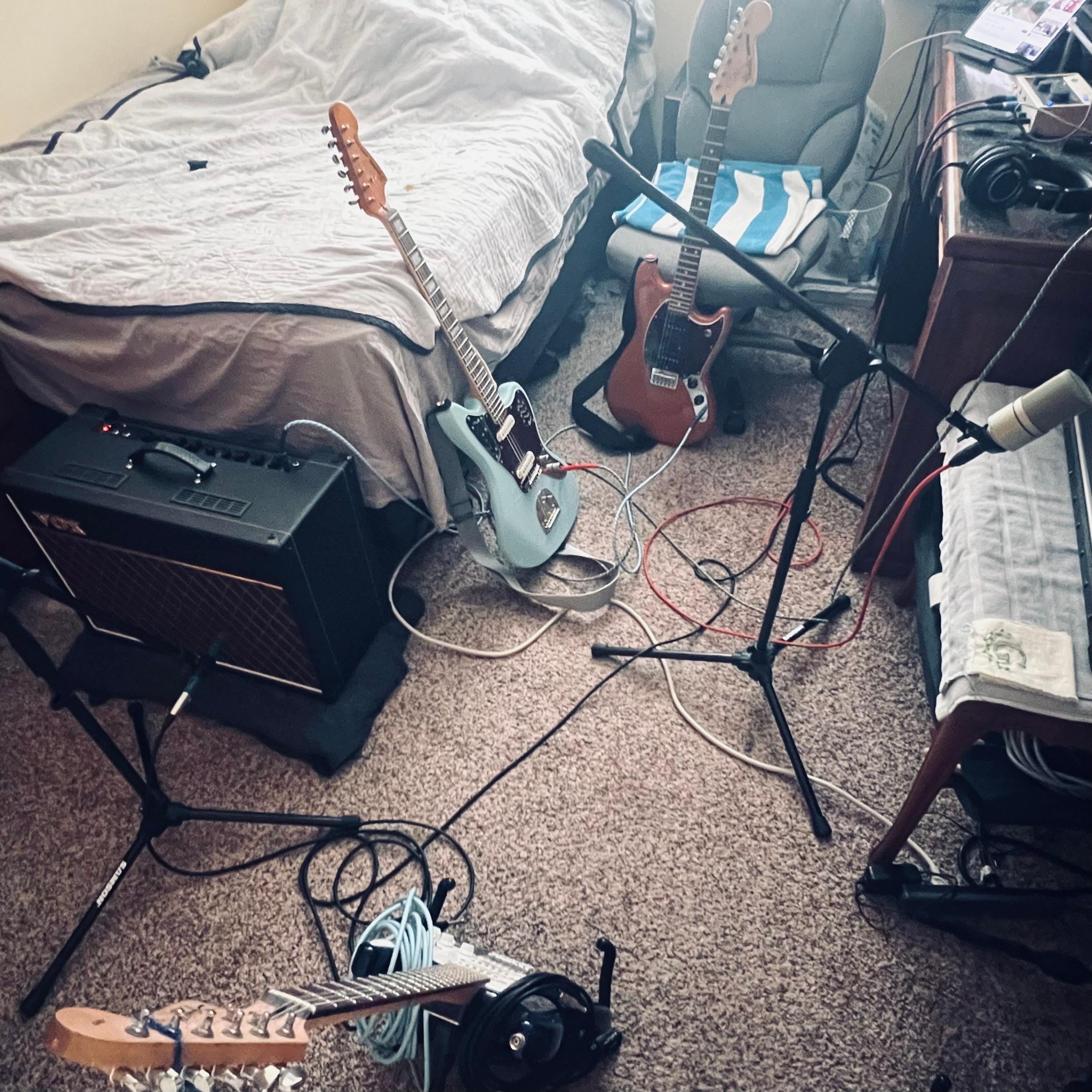 Guitar Demos '21-'23 - Bezzy - 专辑 - 网易云音乐