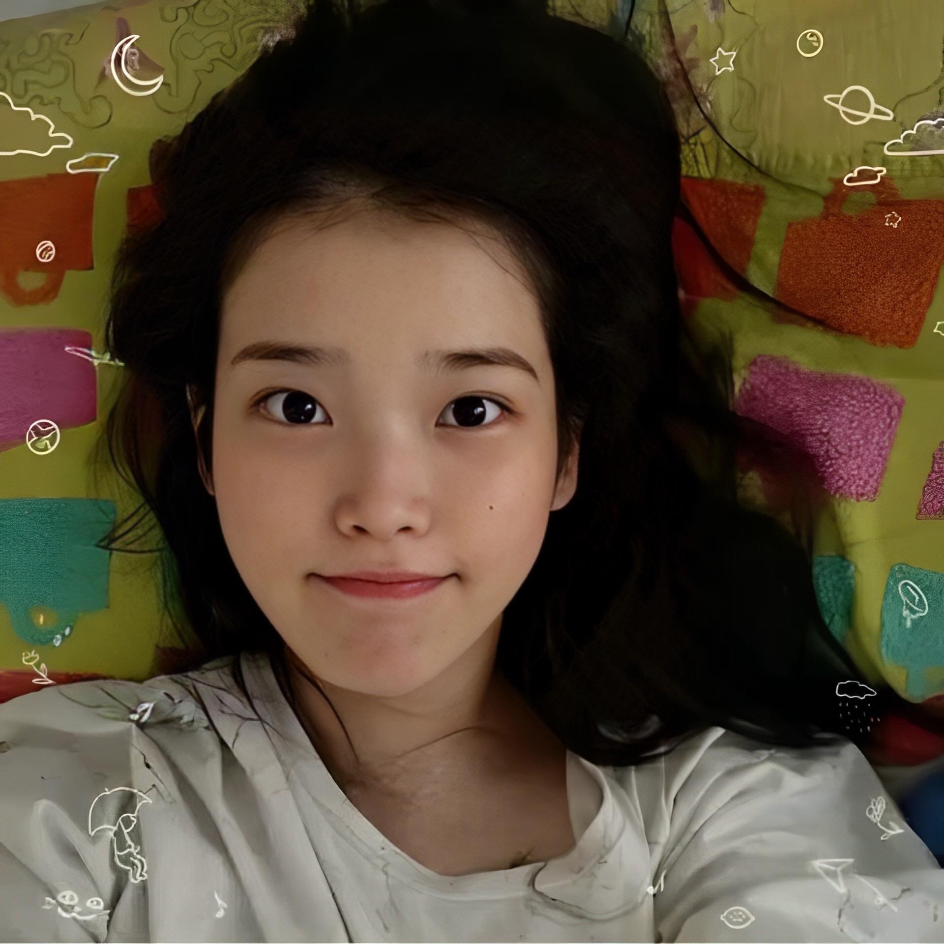 IU Palette - Vars（Varsl） - 专辑 - 网易云音乐