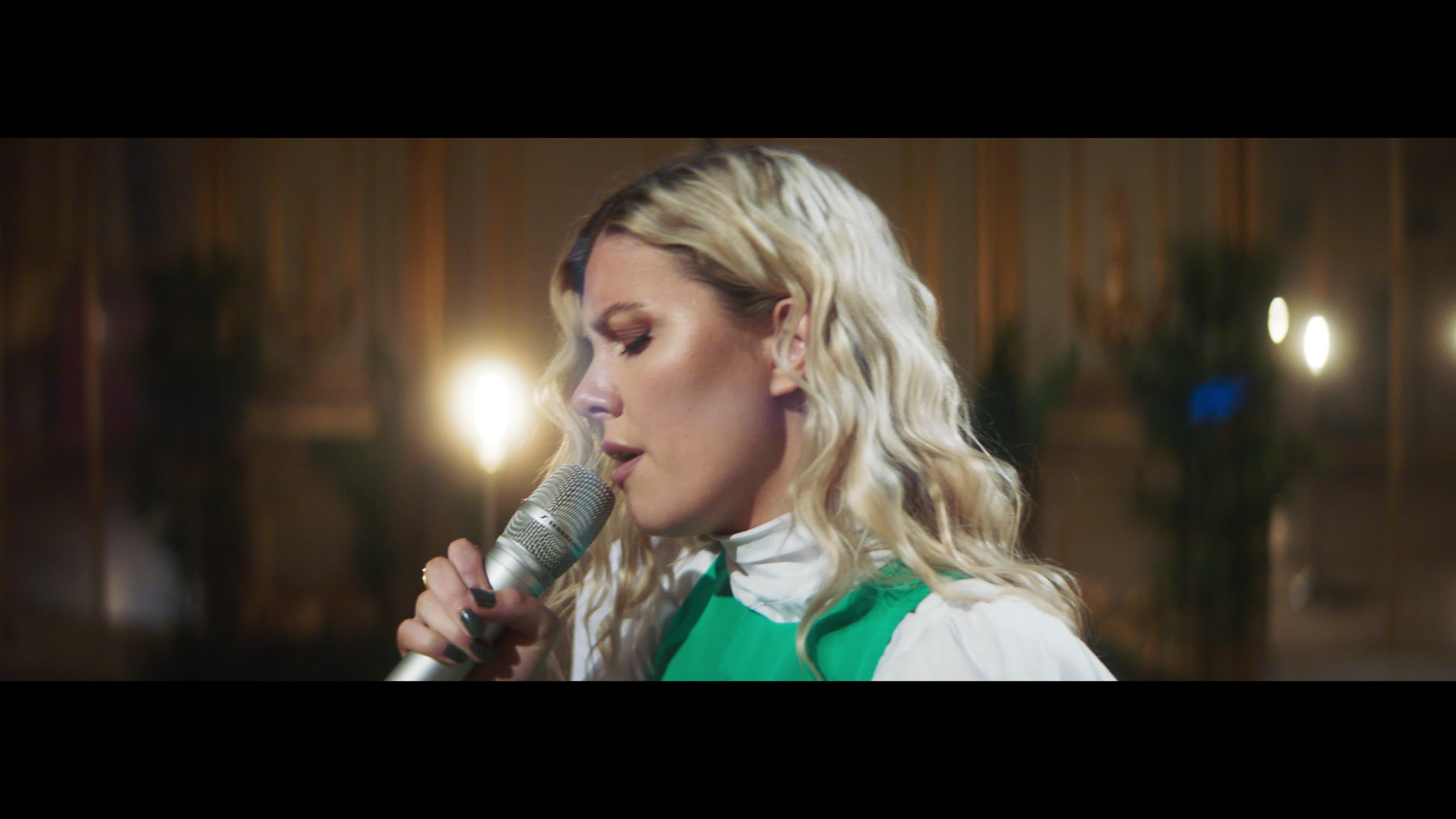 Not Sad Anymore (The Circle° Sessions) - Clara Mae - 高清MV - 网易云音乐