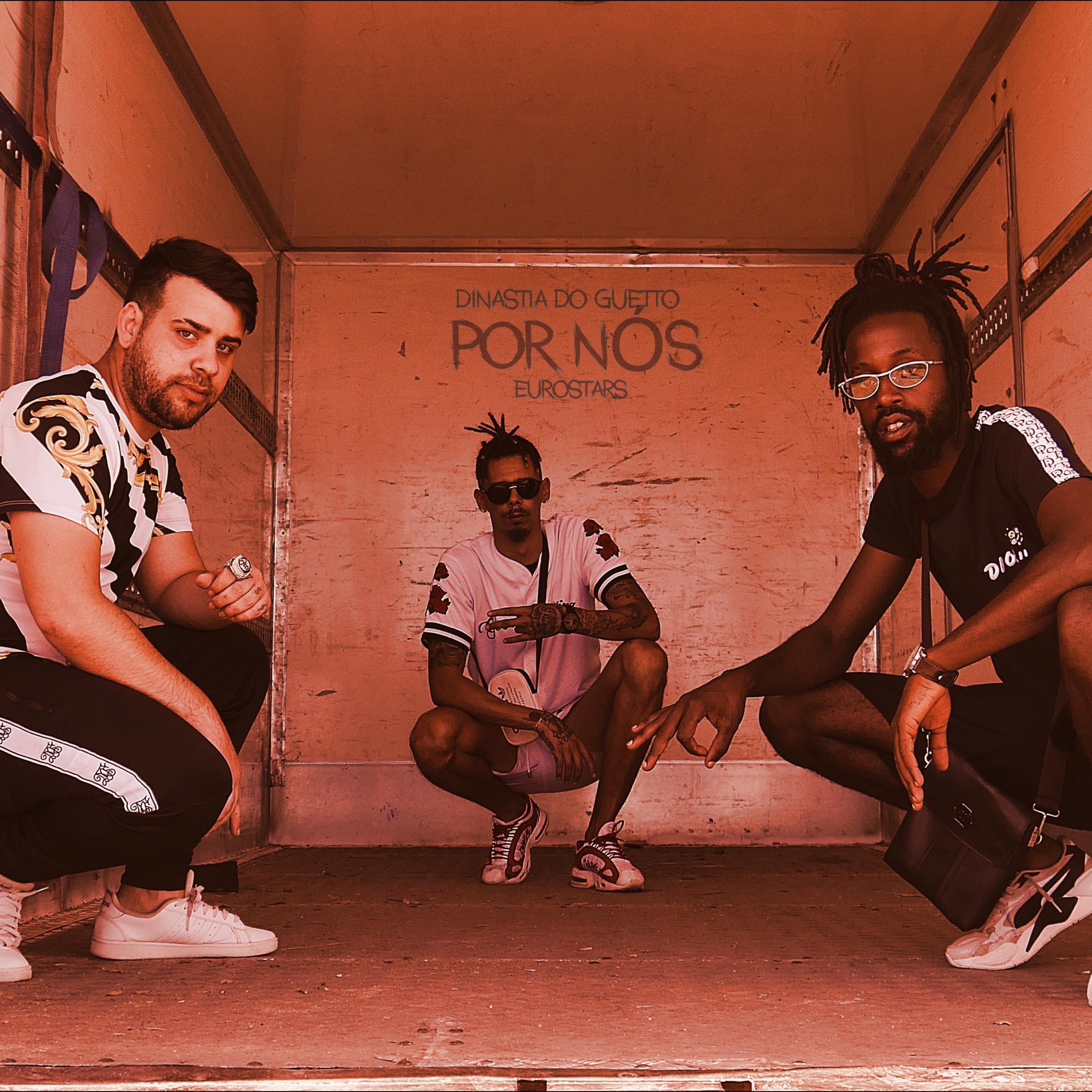 Por Nós (feat. Ze Rap, R Mara & Edd Shot) - GARÇA MP87/Ze Rap/R Mara ...