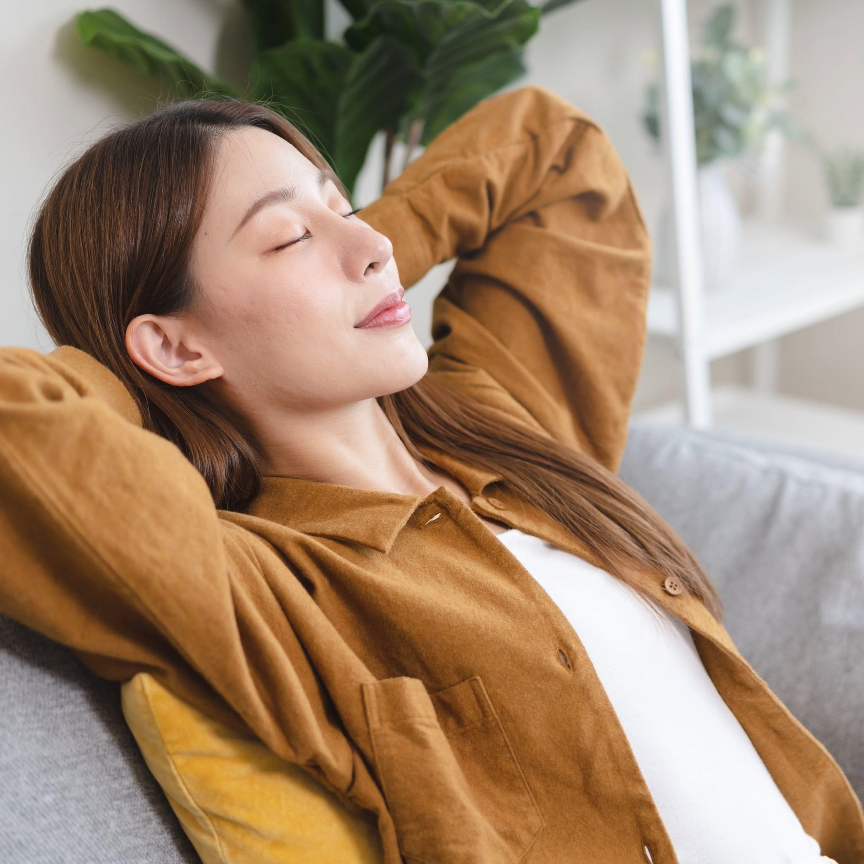 Tranquil Whispers for Quiet Thoughts - Quiet Sunday Morning Music ...