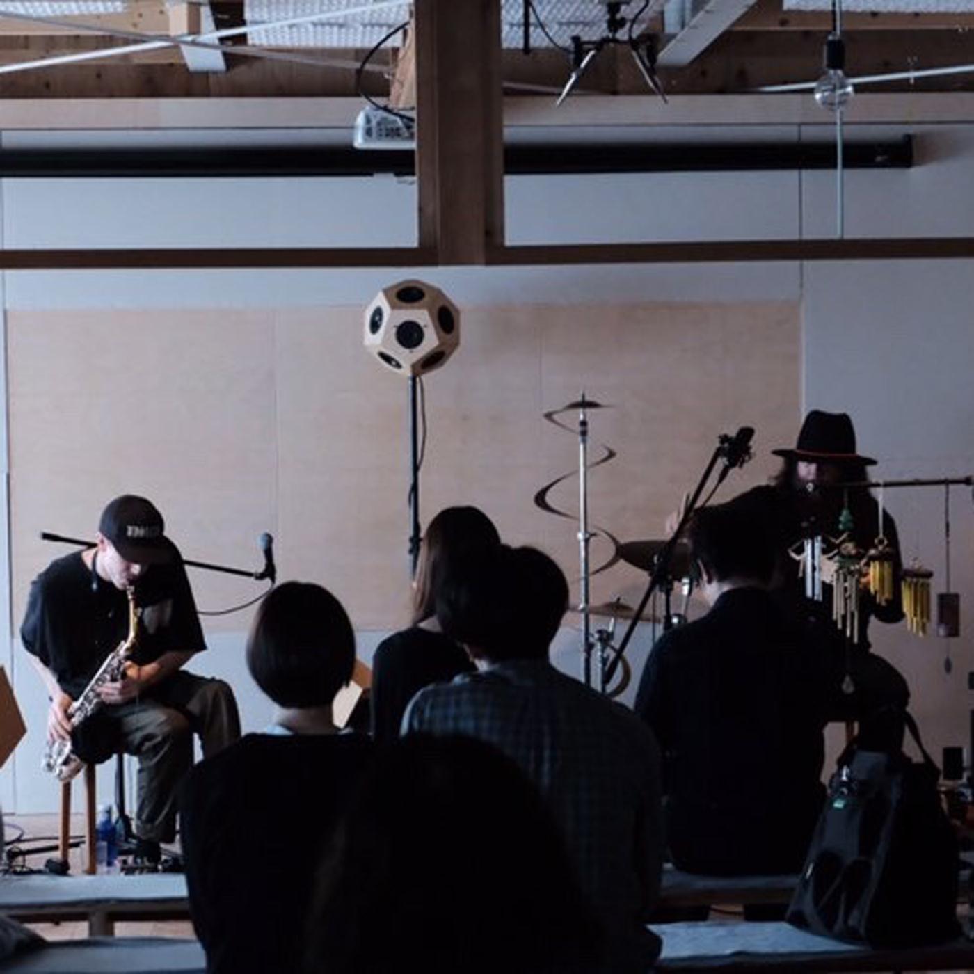 Communication - Carlos Niño/Sam Gendel - 单曲 - 网易云音乐