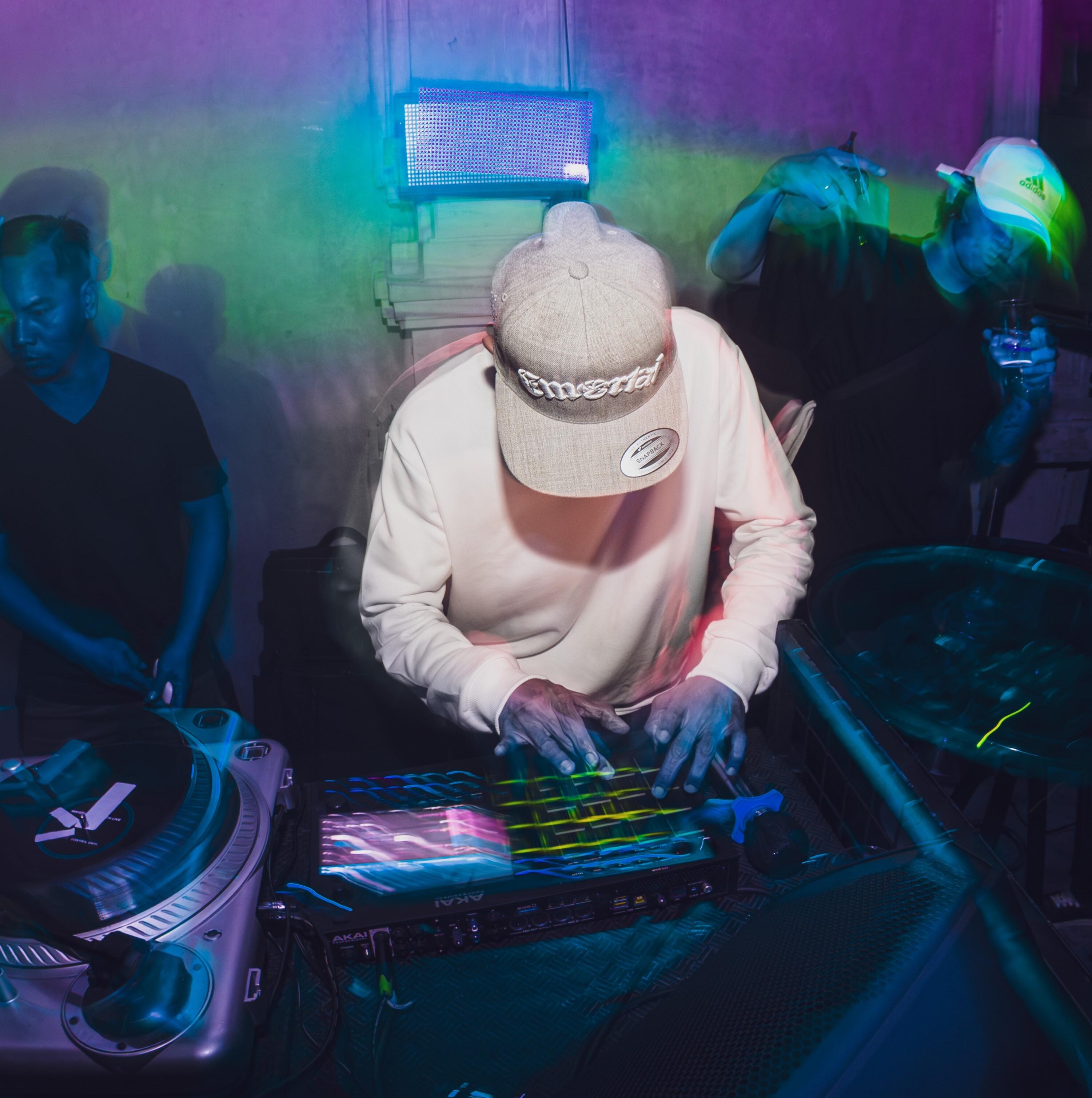 Back to these streets - Instrumentals - DJ Medmessiah/Morobeats - 单曲 ...