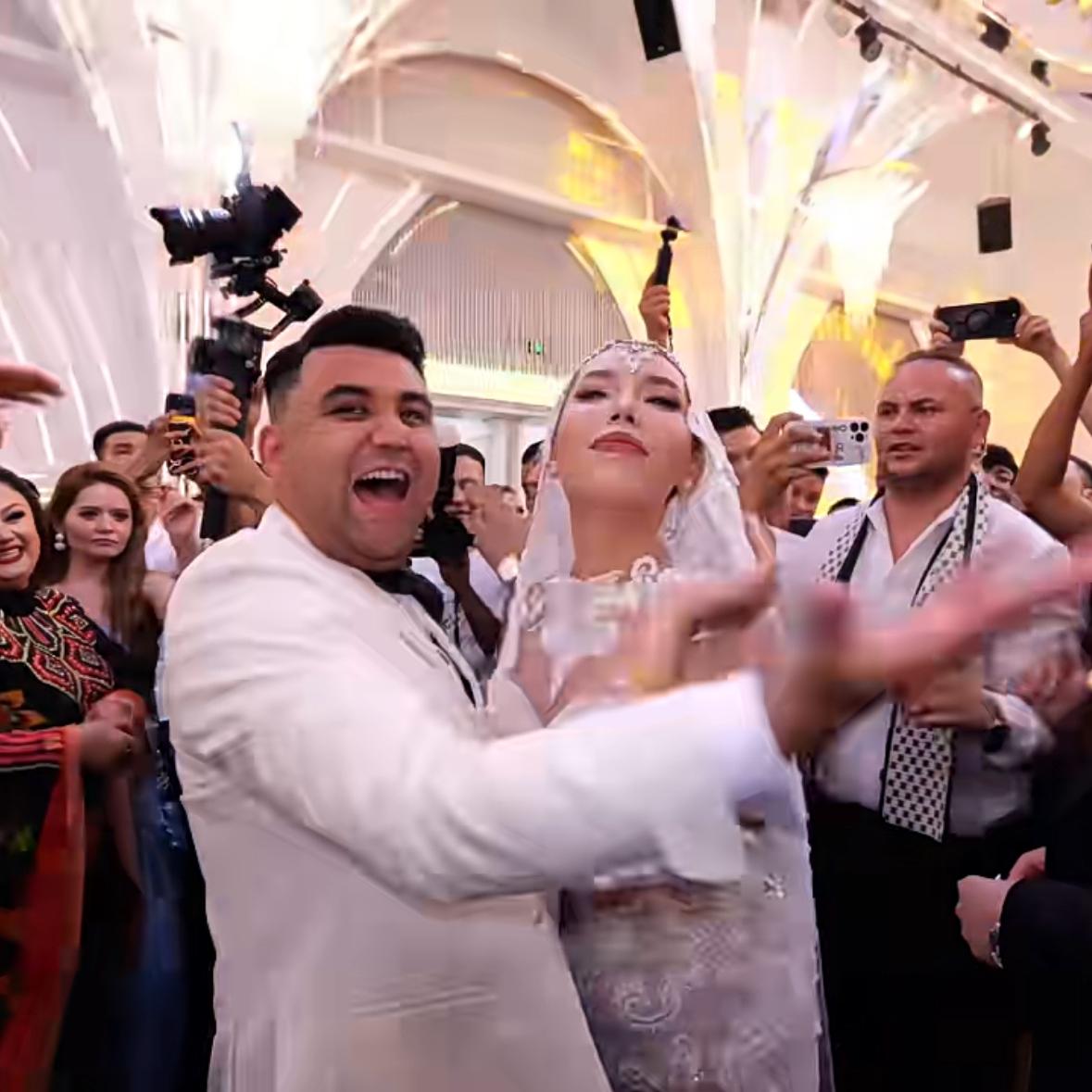 老黑超好听歌曲：Toyum bugun - 歌单 - 网易云音乐