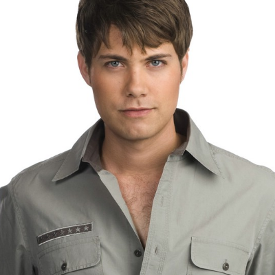 Drew Seeley（Andrew Seeley） - 歌手 - 网易云音乐