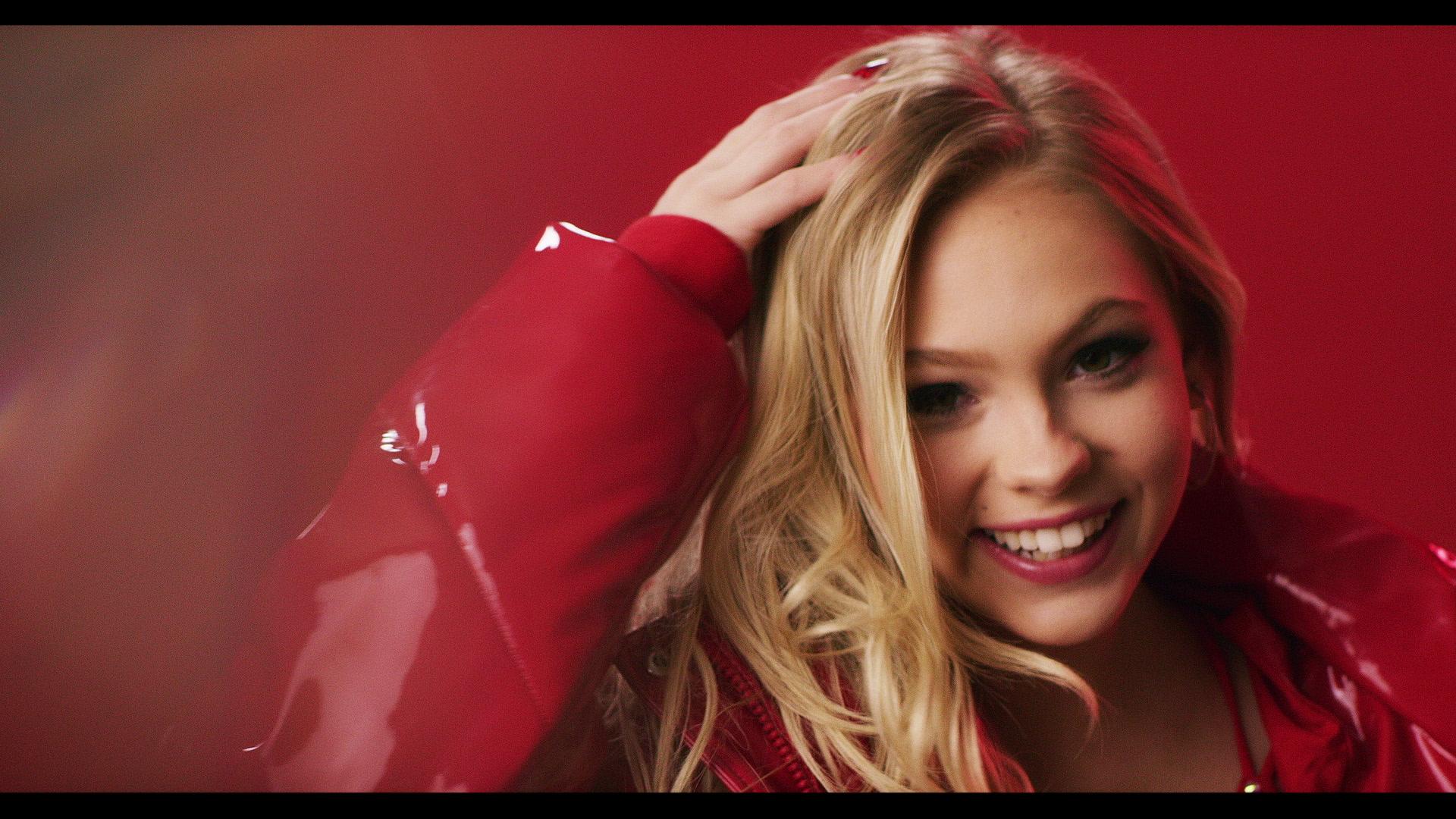 Best Christmas Ever - Jordyn Jones - 高清MV - 网易云音乐