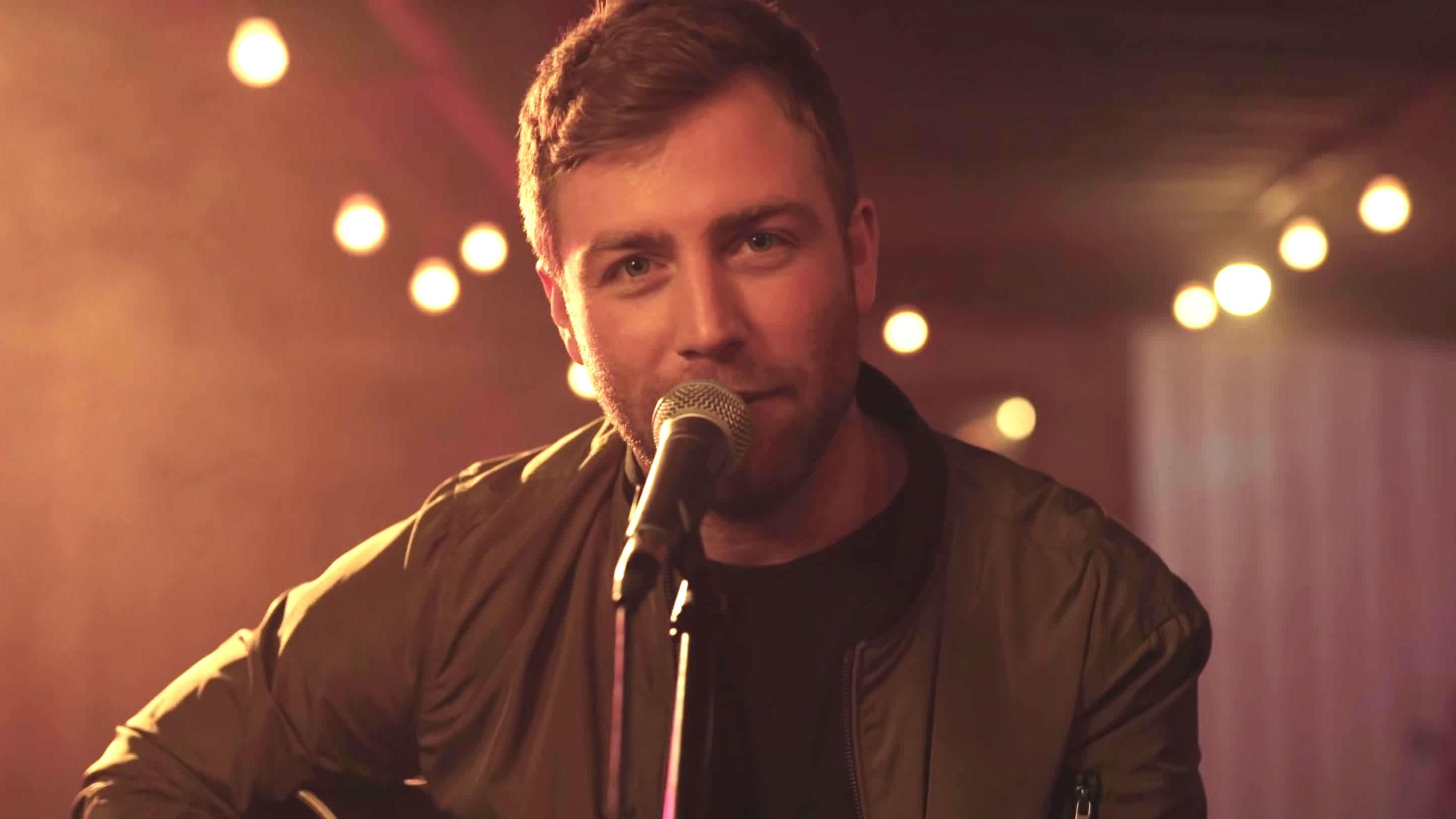 Lead Me On - Teddy Robb - 高清MV - 网易云音乐