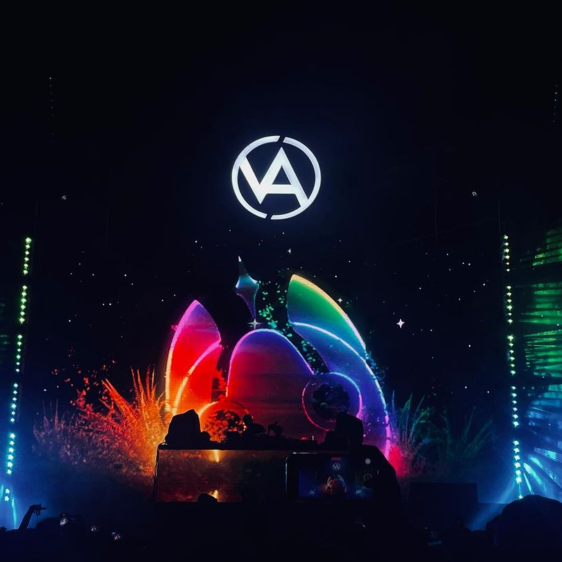 Dabin ft. Trella - Worlds Away (Dabin Live Edit/ID Remix) - RØE Fᵉᵉˡˢ ...