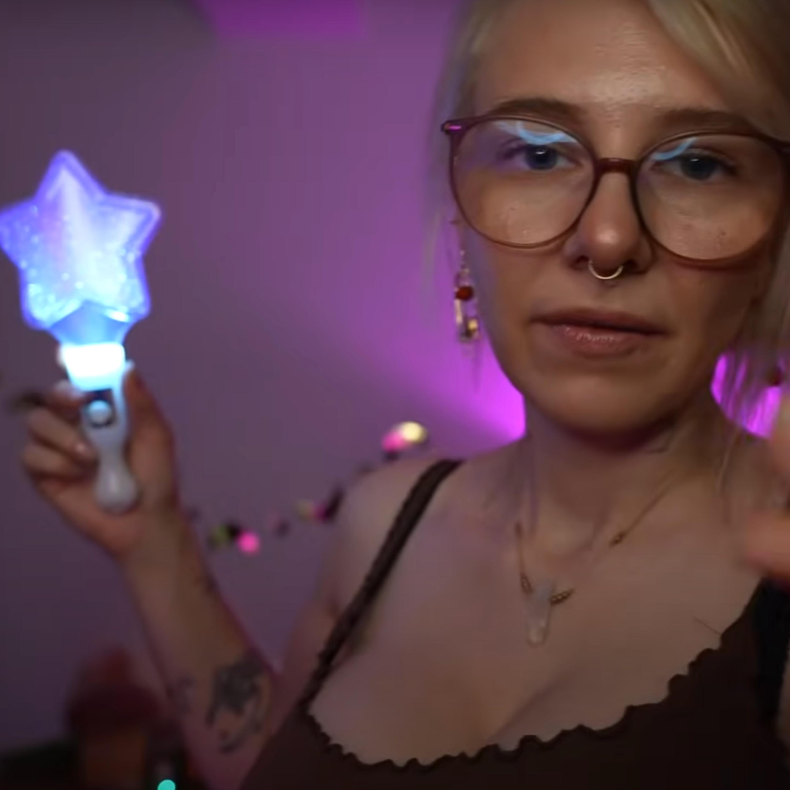 Getting Something Out Of Your Eye Pt.2 - Soph Stardust ASMR - 单曲 - 网易云音乐