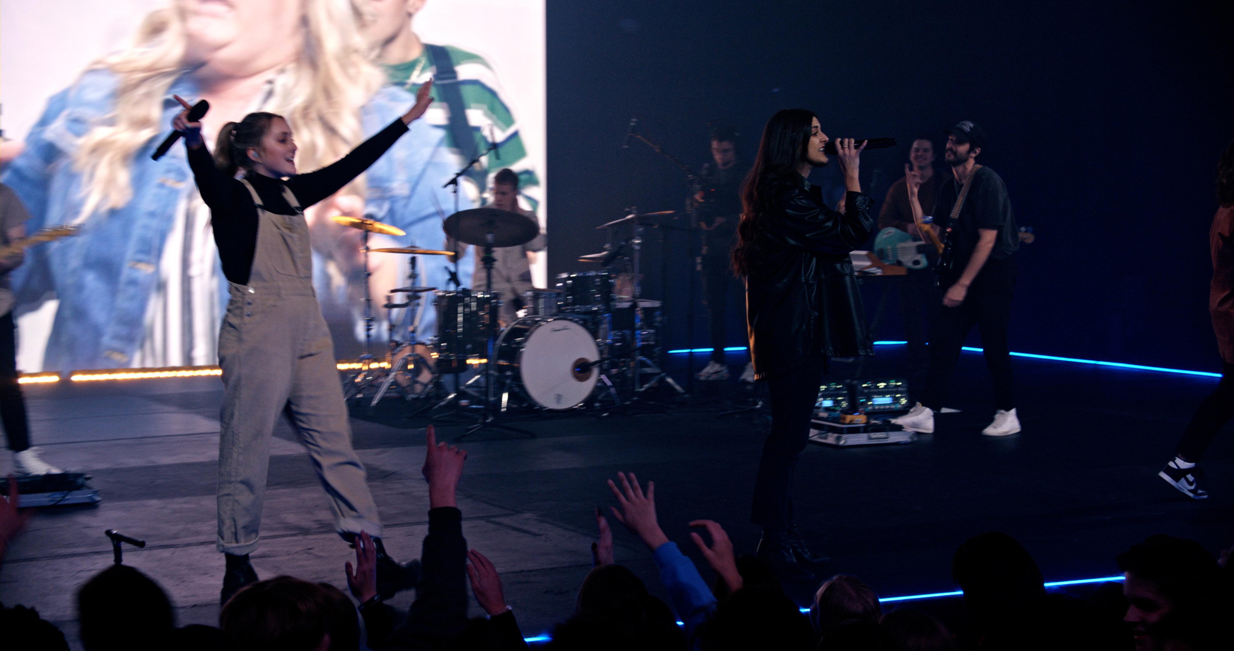 More Than Enough (Live Performance) - CCV Music - 高清MV - 网易云音乐