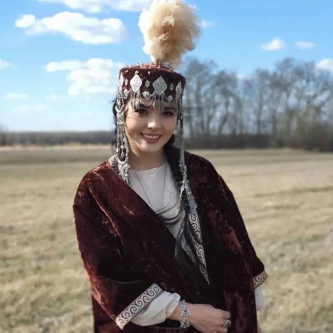 Aygerim-新歌 - 哈萨克流行歌曲-FM - 电台节目 - 网易云音乐