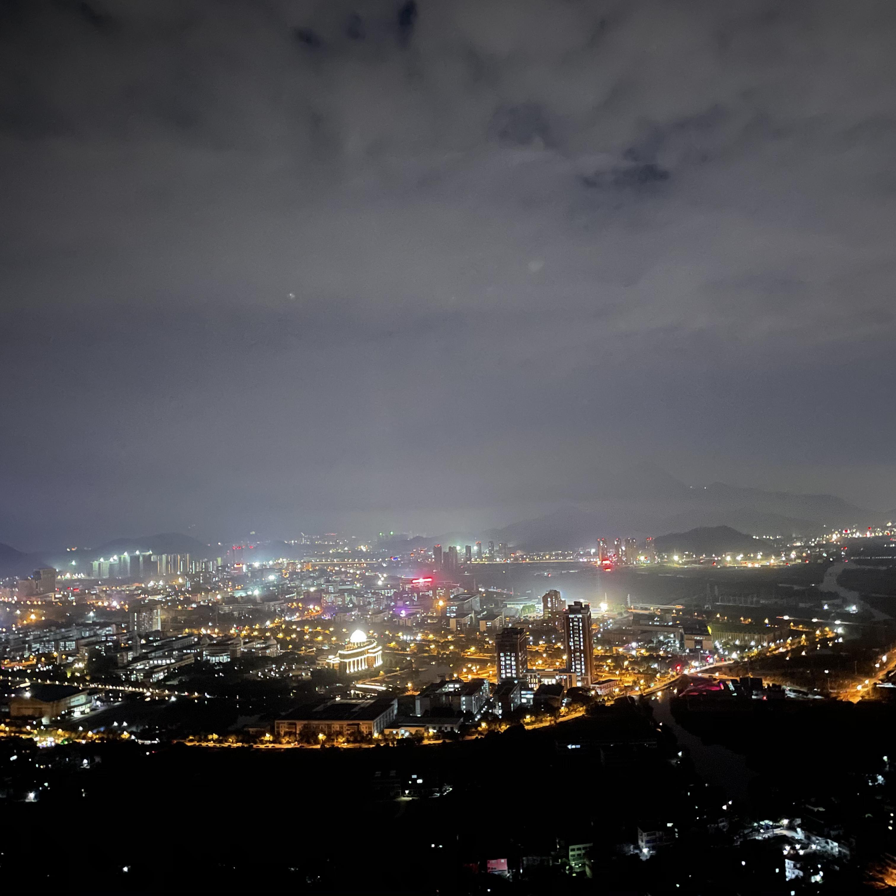 poiuyt - 米娅 - 单曲 - 网易云音乐