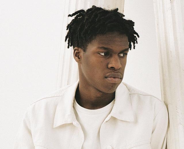 Daniel Caesar（Ashton Simmonds） - 歌手 - 网易云音乐