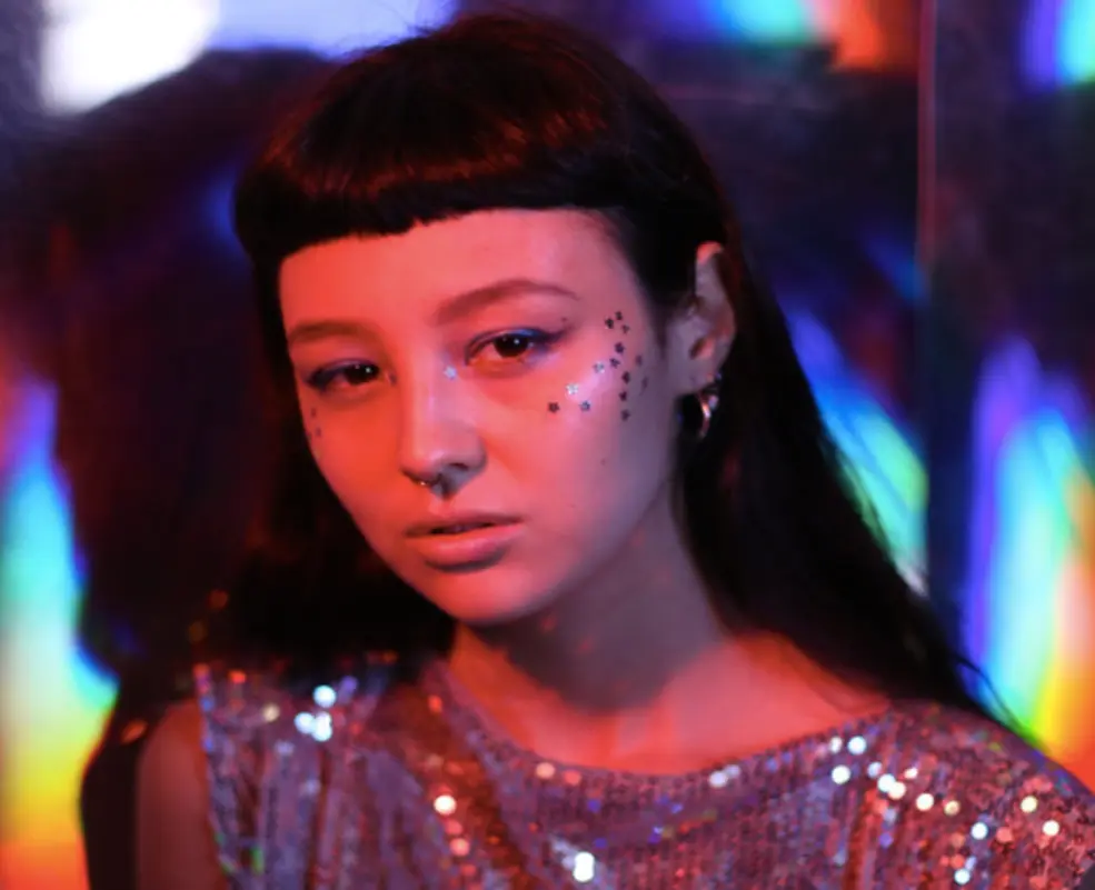 Luna Li's Instagram, Twitter & Facebook on IDCrawl