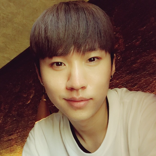 Slow Rabbit（big hit制作人） - 歌手 - 网易云音乐