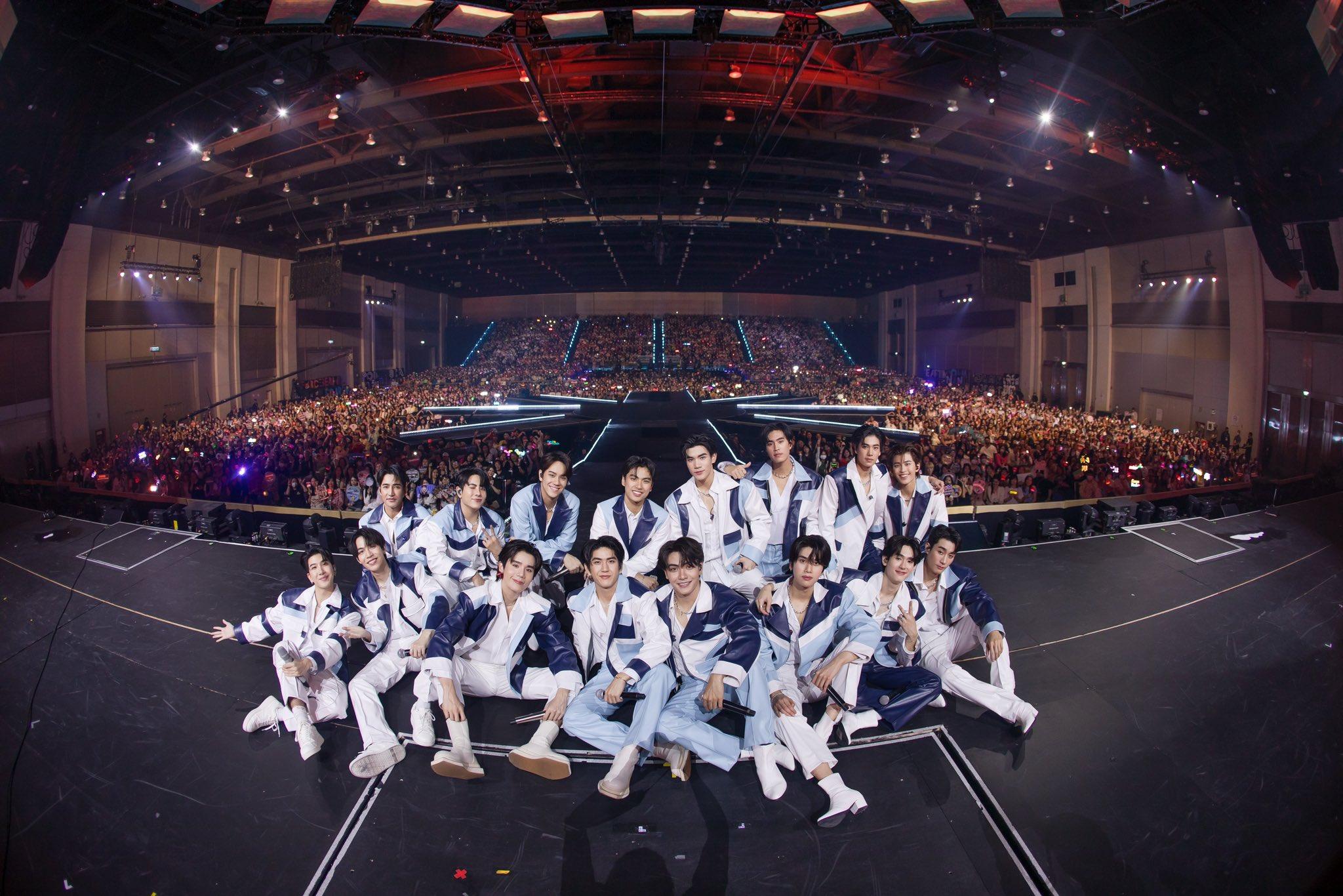 【LOLFanFest2023DAY2】14 ขอใจเธอแลกเบอร์โทร (用你的真心换我的电话号码)PondPhuwin ...