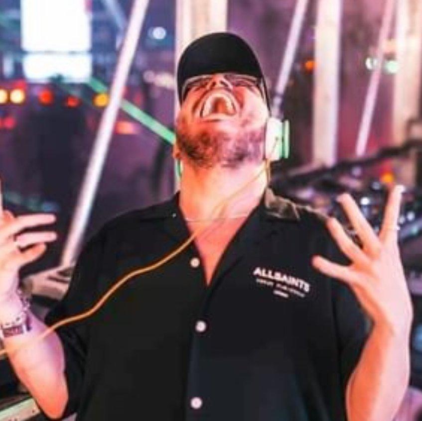 【制作人】Ray Volpe（精排序） - 歌单 - 网易云音乐