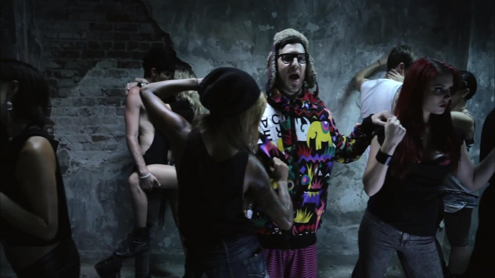 Bass Down Low - DEV - 高清MV - 网易云音乐