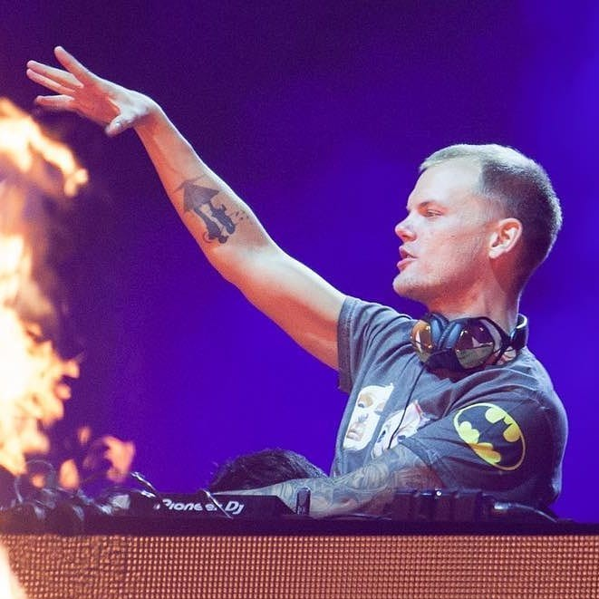 Shakedown -《At Night》(Avicii & AN21 Mix) - 【 AVICII】天才的音乐实验室 - 电台节目 - 网易云音乐