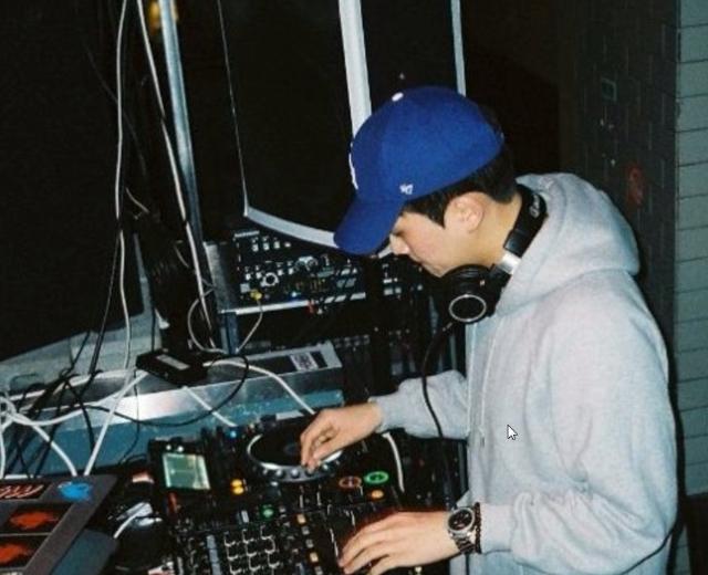 Slom - 歌手 - 网易云音乐