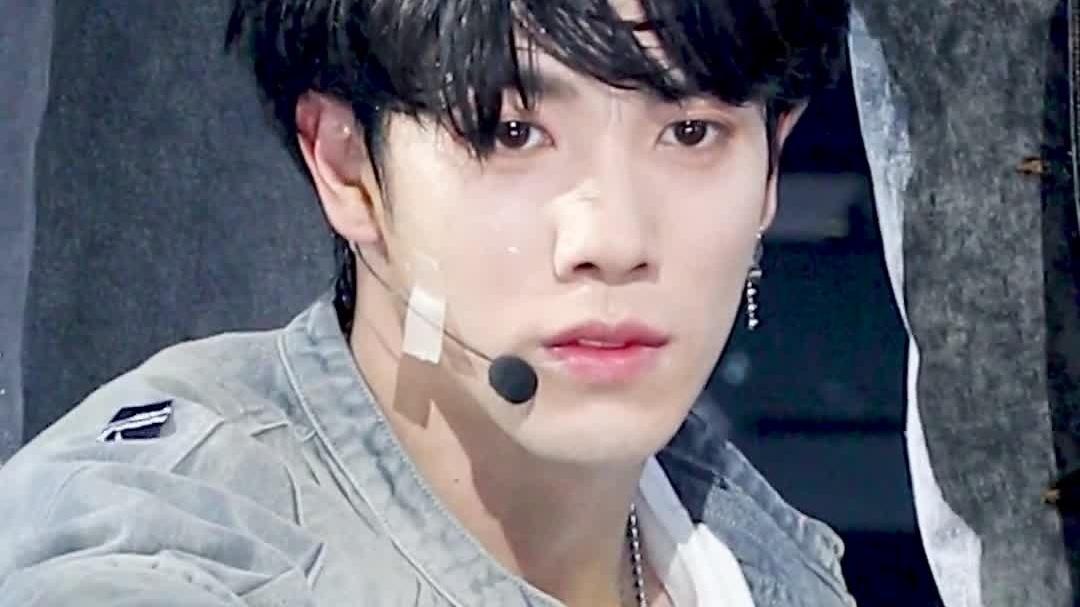 [KAZUTA FanCam] Wormhole: New Track | SBS人气歌谣 230813 现场版 - n.SSign - 高清 ...