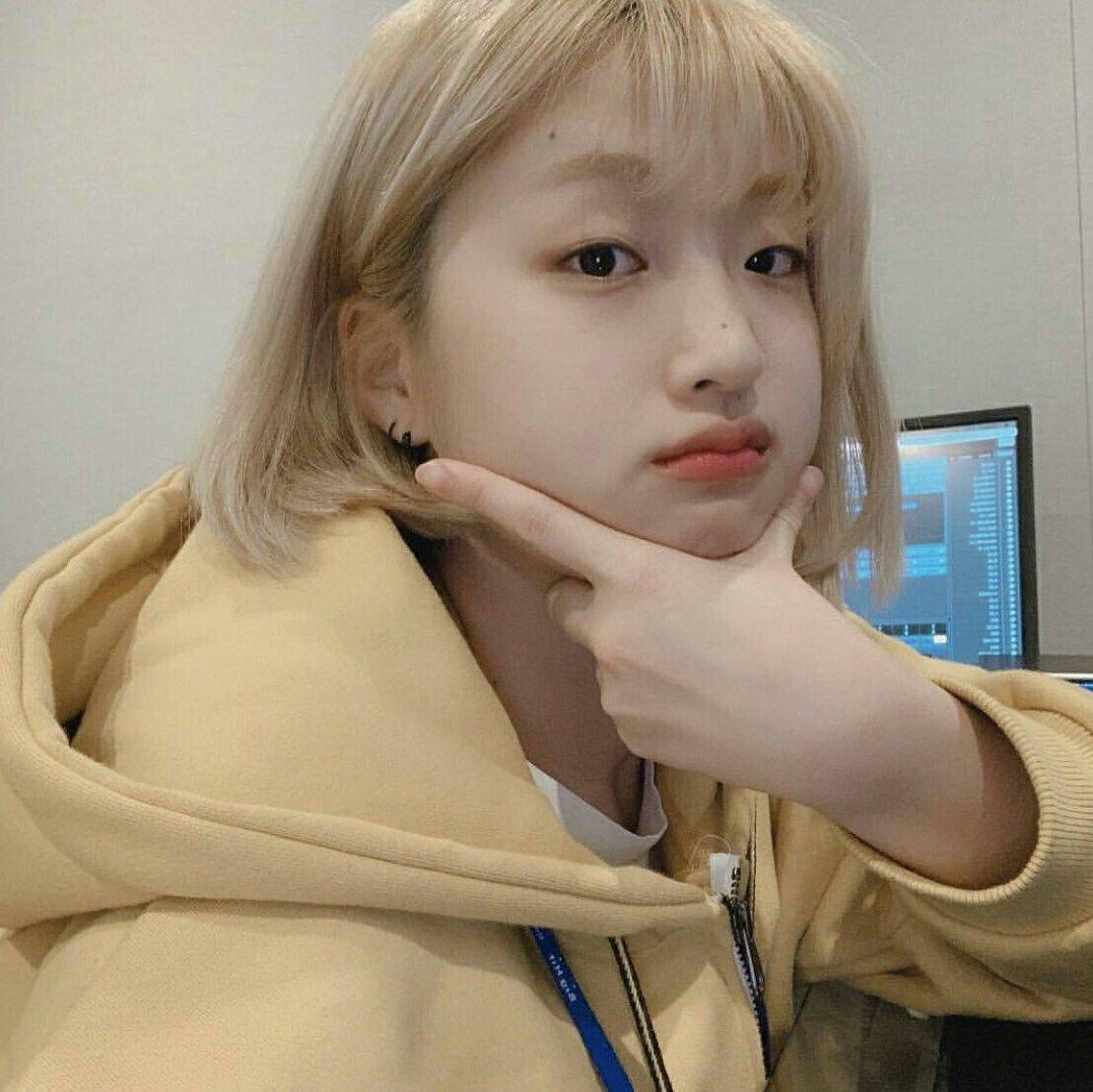 ADORA | Big Hit唯一女制作人 - 歌单 - 网易云音乐