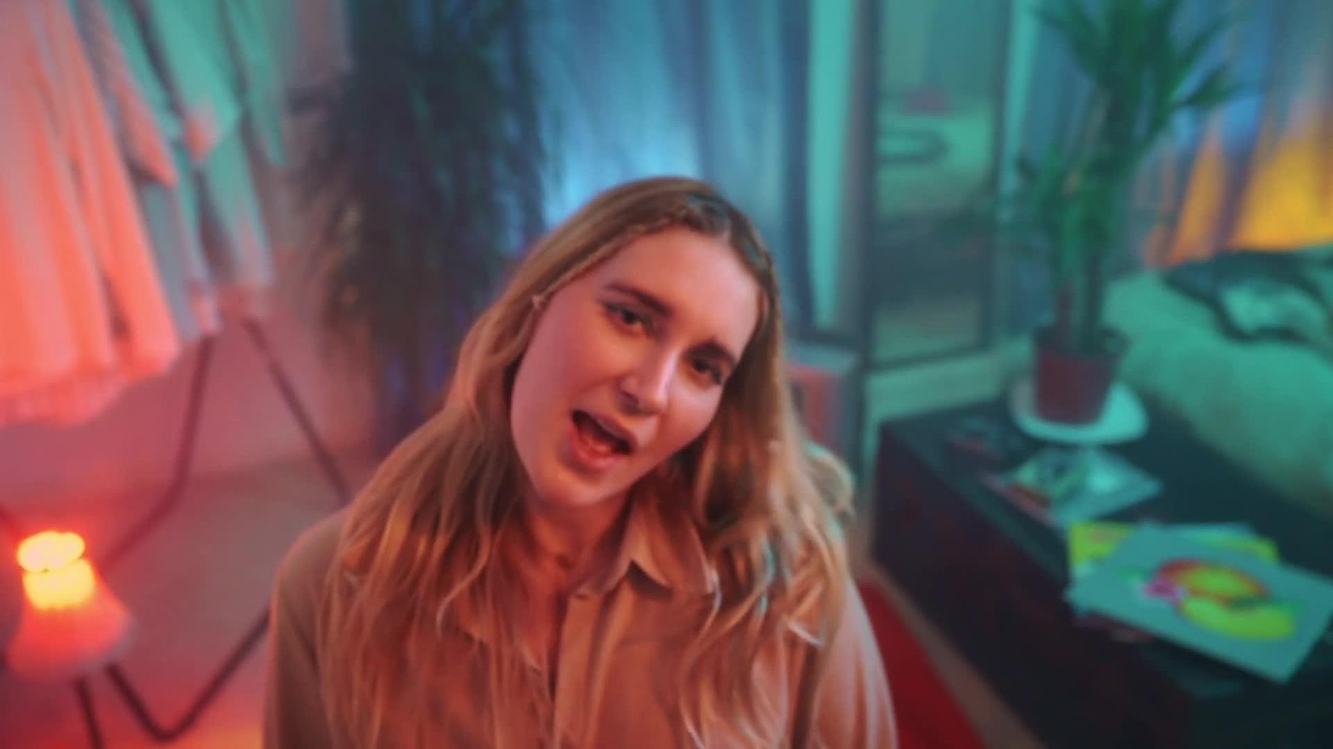 Cosmic Coming of Age - Fickle Friends - 高清MV - 网易云音乐