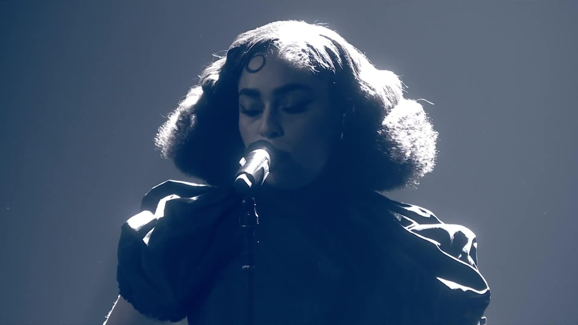 Strange (Live from The BRIT Awards 2020) - Celeste - 高清MV - 网易云音乐