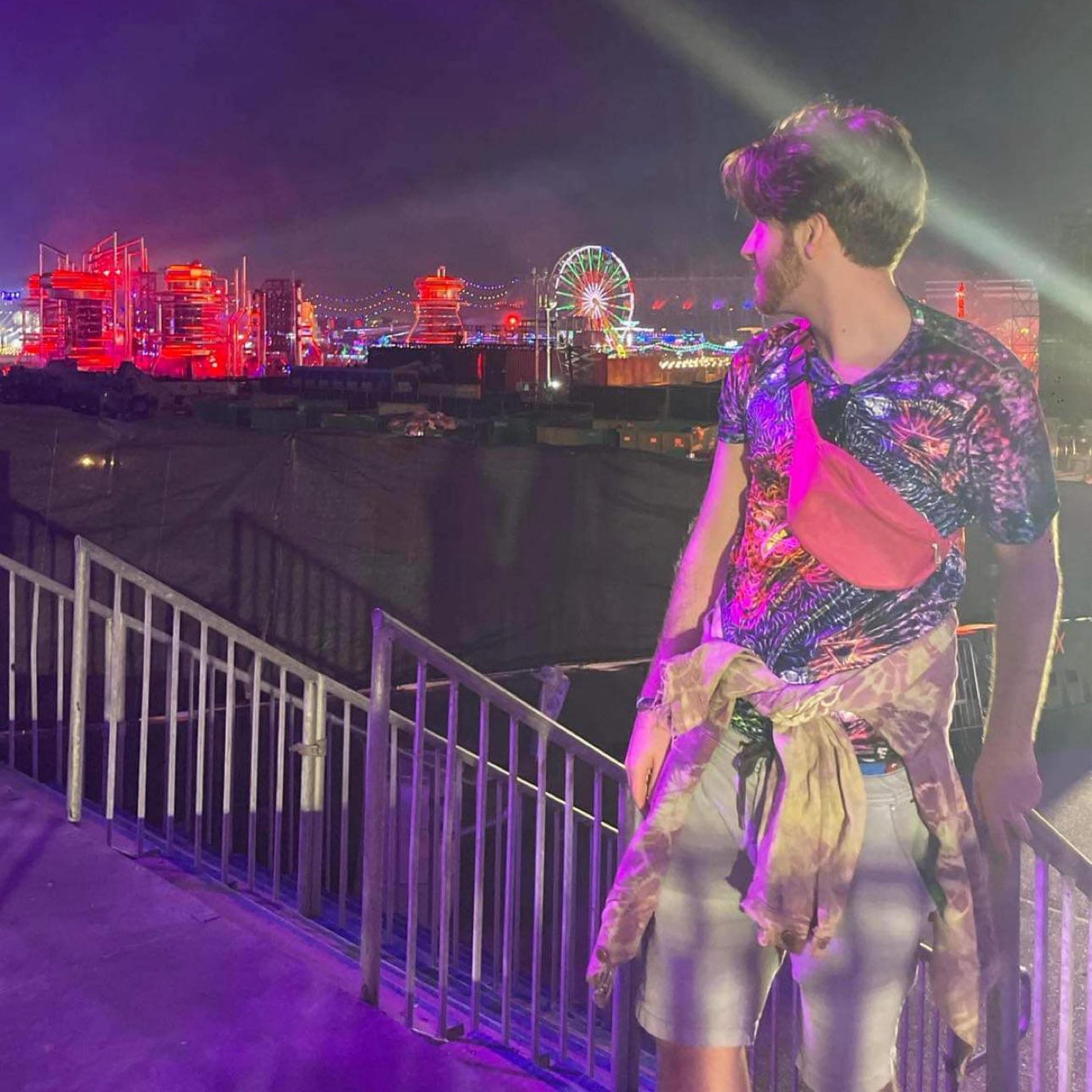 Funky no town - Brandon J - 单曲 - 网易云音乐