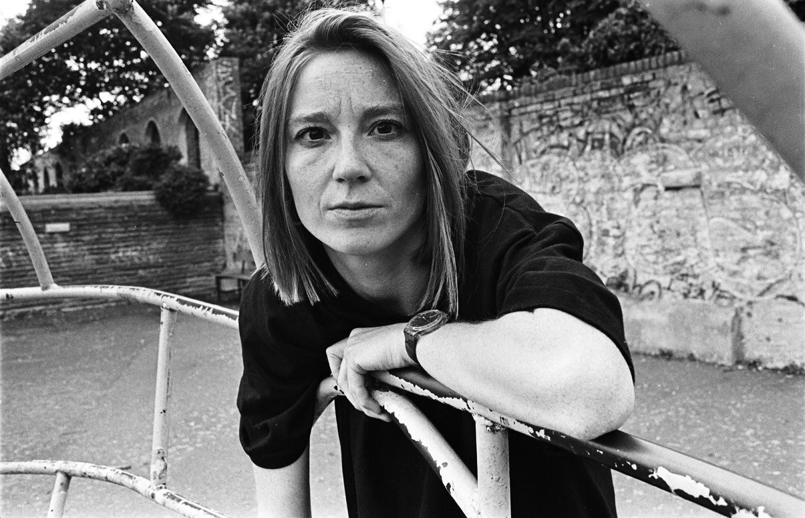 Beth Gibbons | 她用音乐安放妄想与不安 - 专栏文章 - 网易云音乐